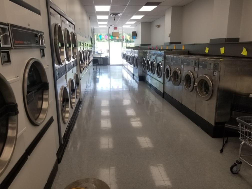 Laundromat Facility, Coin-Operated Washing Machines | Schenectady, NY