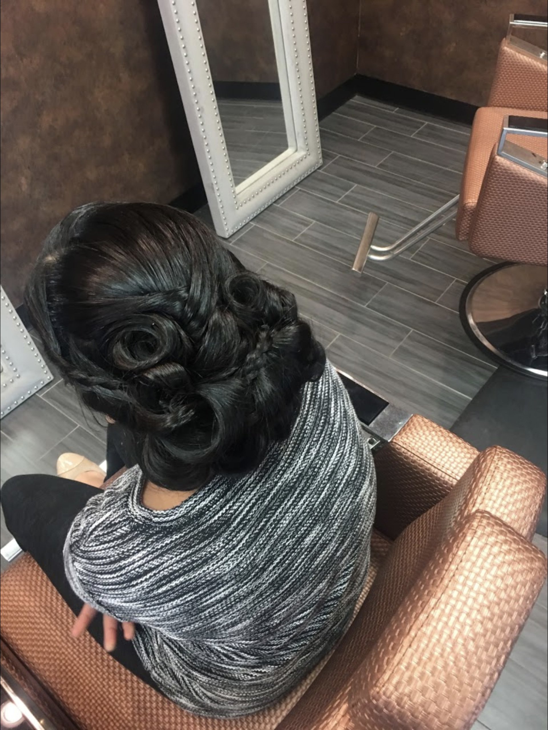 H Brow & Beauty Bar