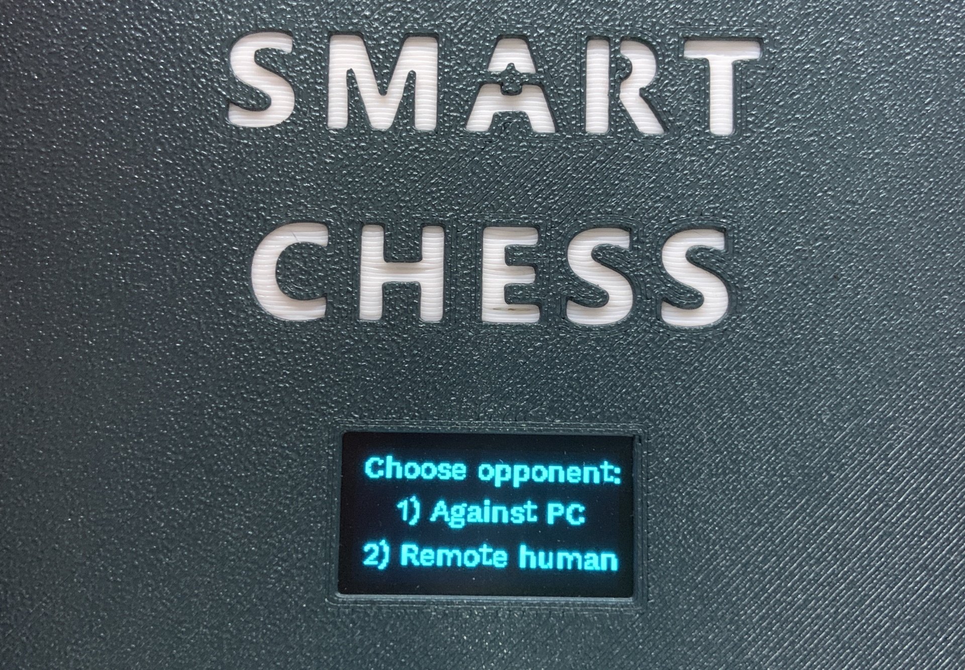 Smart Chess Board - Play online or against Raspberry Pi