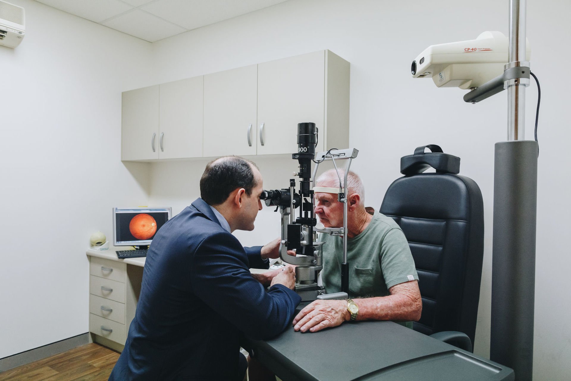 Eye Surgeons Brisbane | Southside Eye Centre