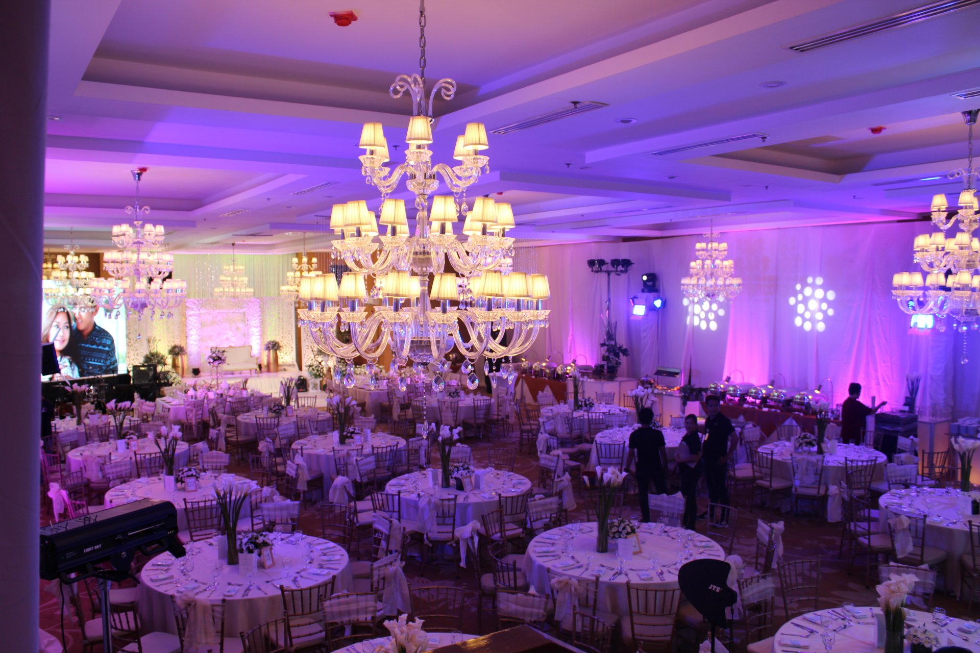 BALLROOM