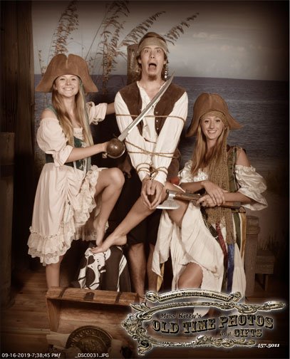 Miss Kitty's Old Time Photos & Gifts OBX Portfolio