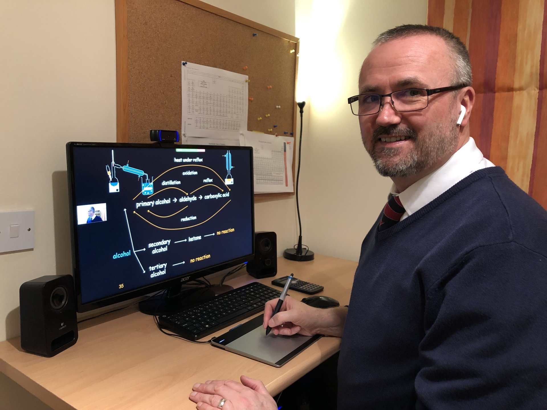 About Nigel Straney | Simply Chemistry Tutor & Examiner