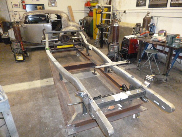 brown's metal mods custom car builder