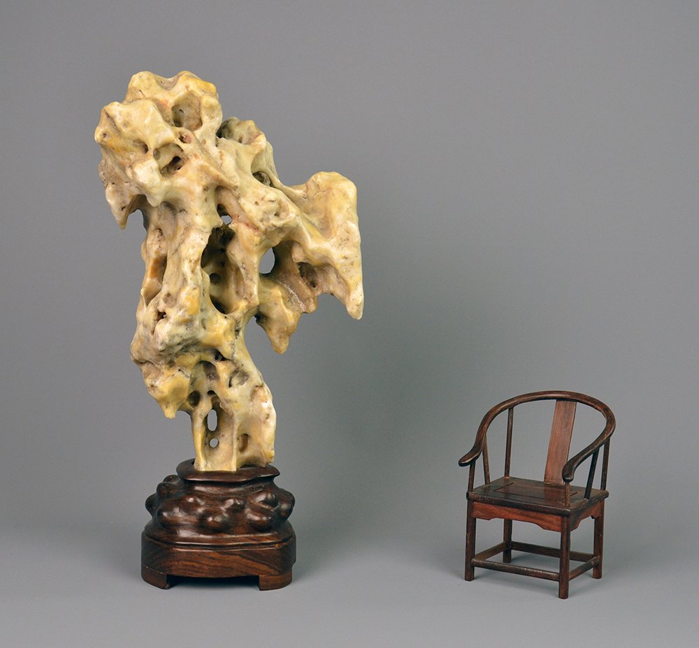 Contemporary Stone Displays