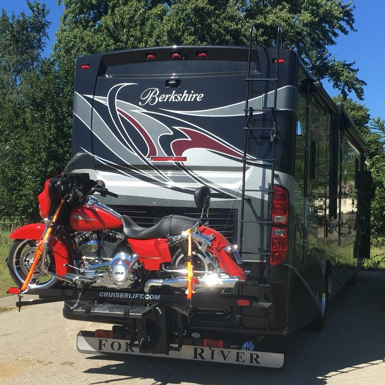 Cruiserlift.com - Carrier / Hauler / Loader Transportation Systems