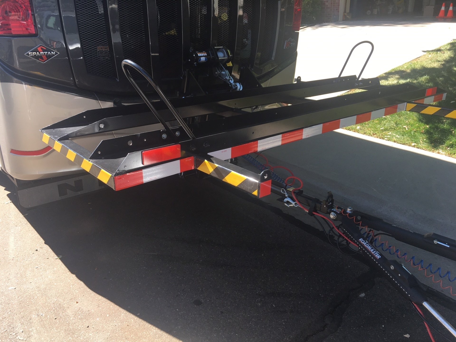 Cruiserlift RV Motorcycle Lift - Class-A Motor Homes