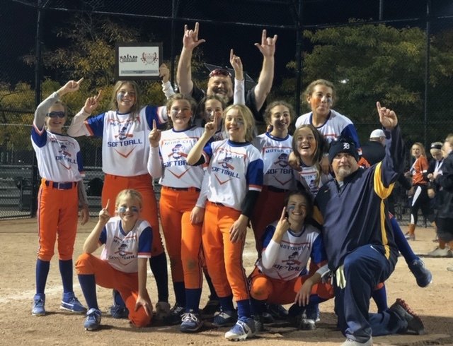 Team 12u - Motor City Hit Dogs Softball