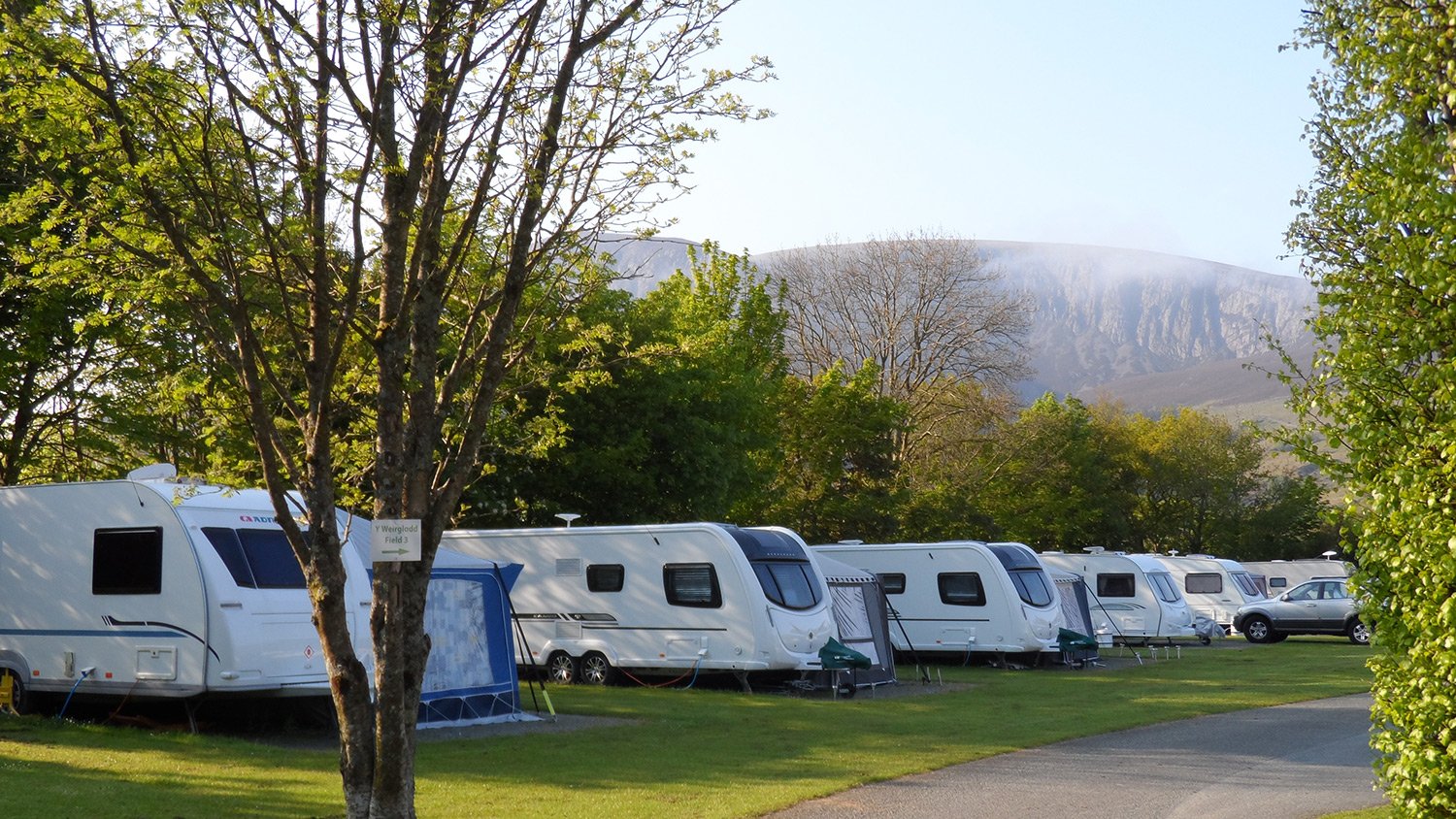 Bryn Gloch Caravan Site & Camping Park: Snowdonia, Wales