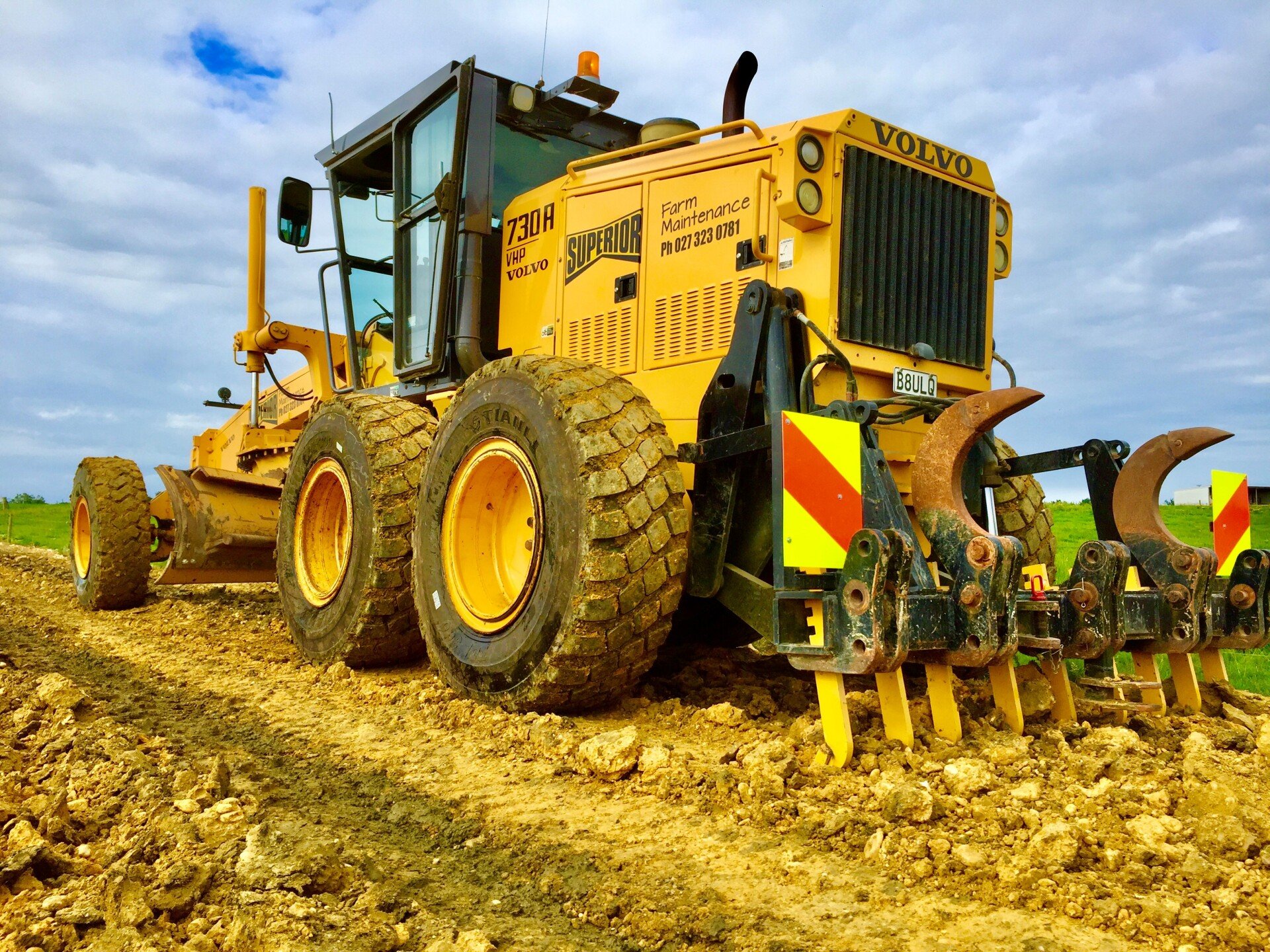 Earthworks and Earthmoving contractors Southland | Superior Earthworks