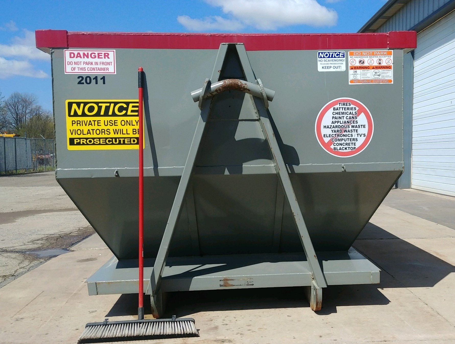 Roll Off Dumpster Rental 10, 15, 20, 30 yard | 6 and 8 Yard Dumpsters
