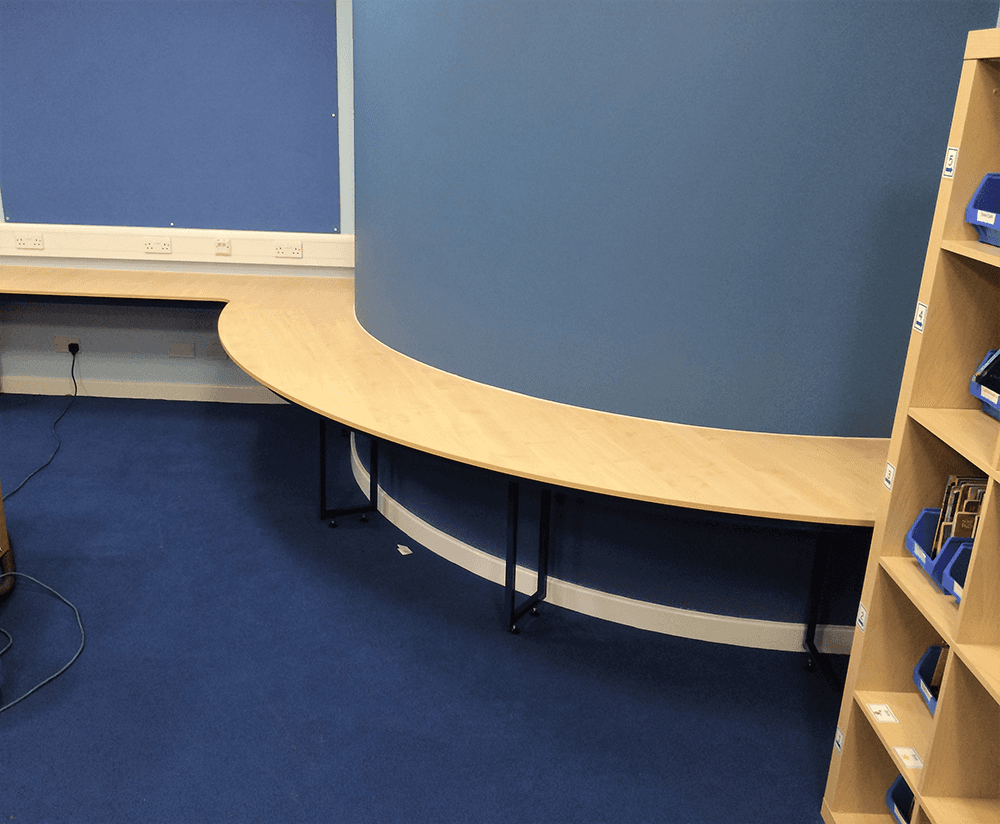 IT benching, ICT suites, Computer Desks, Computer Benches, Benching ...