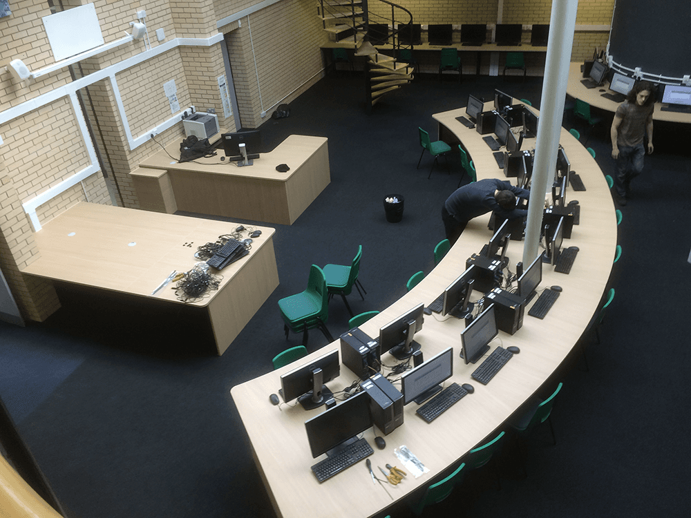 IT benching, ICT suites, Computer Desks, Computer Benches, Benching ...