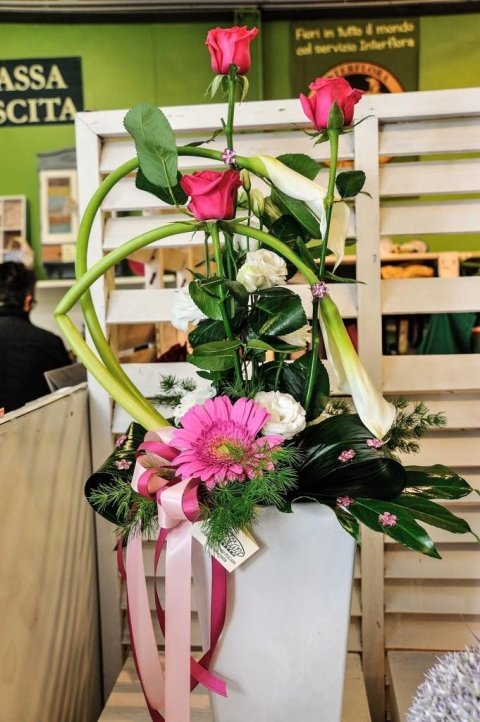 Vendita fiori recisi, consegne a domicilio di composizioni e bouquet ...