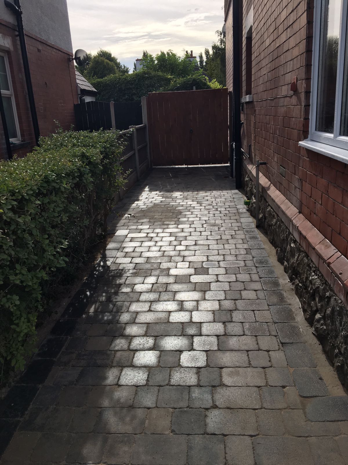 Bespoke paving and driveways, Surfacing Experts Ltd