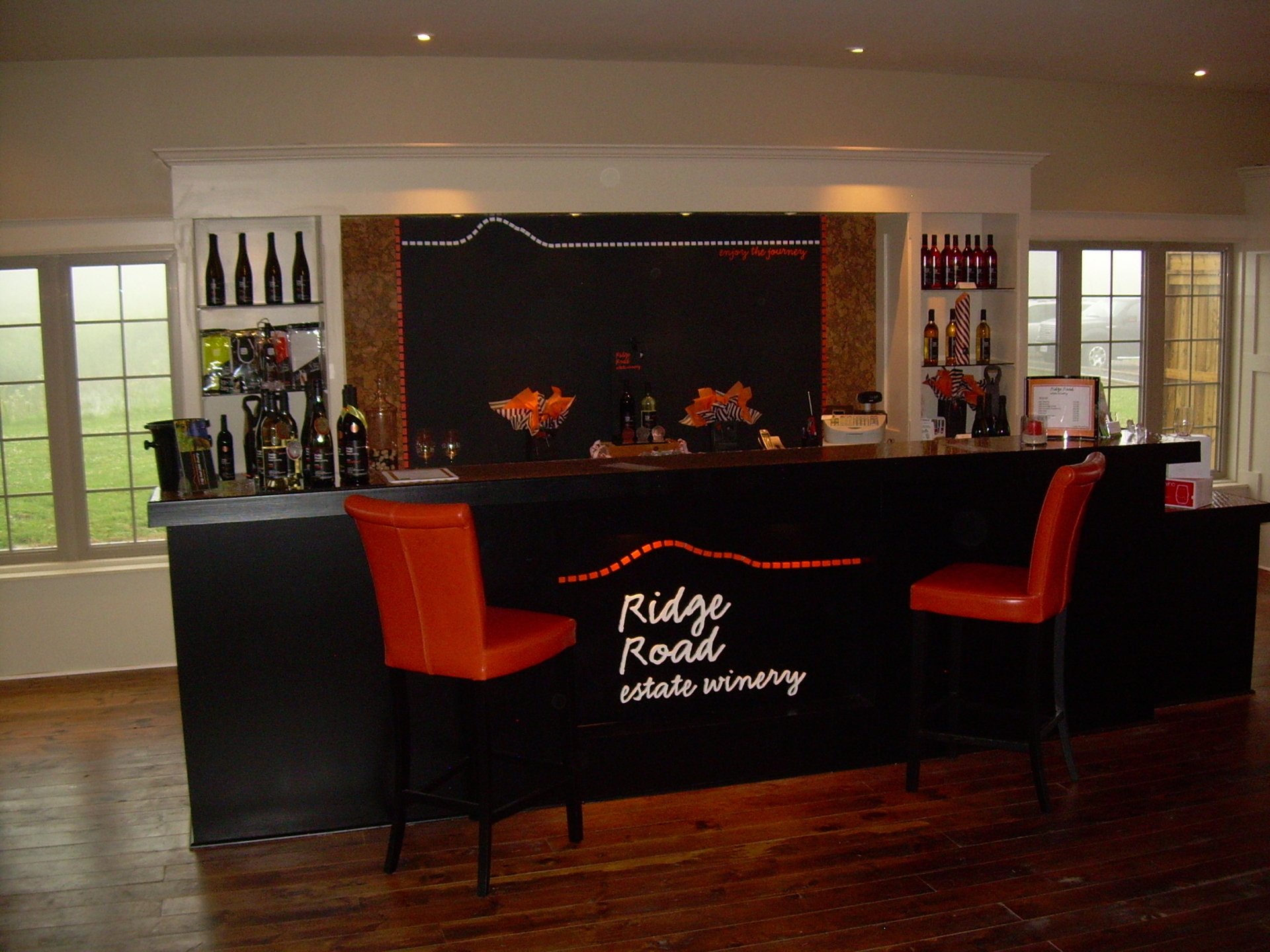 Home Page [www.ridgeroadwinery.ca]