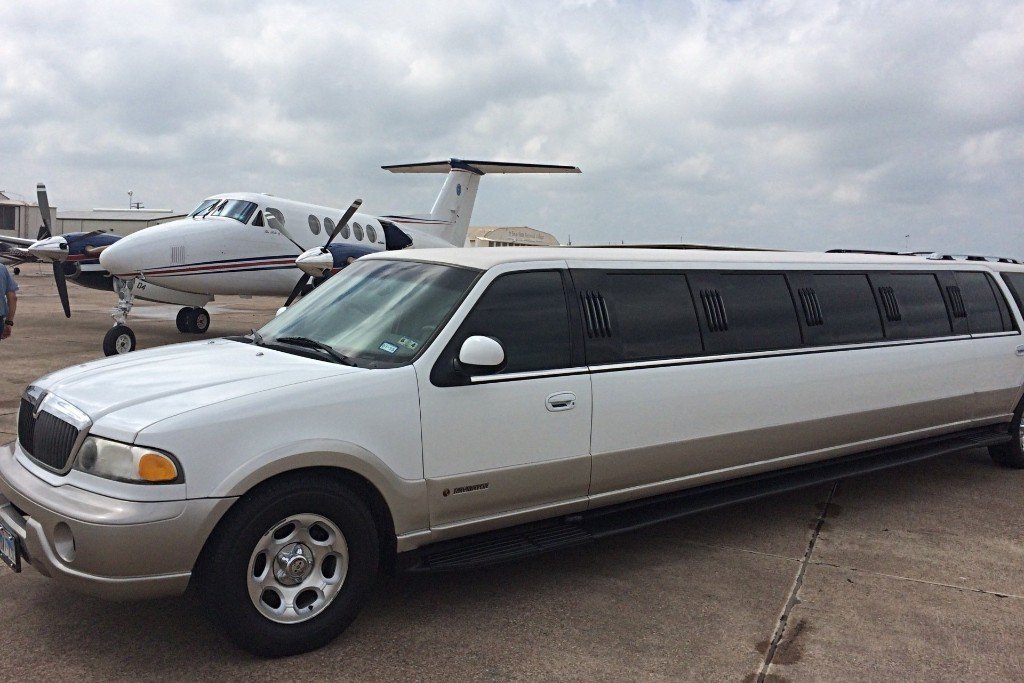 Game limo *** Baylor limo *** Texas Rangers *** Dallas