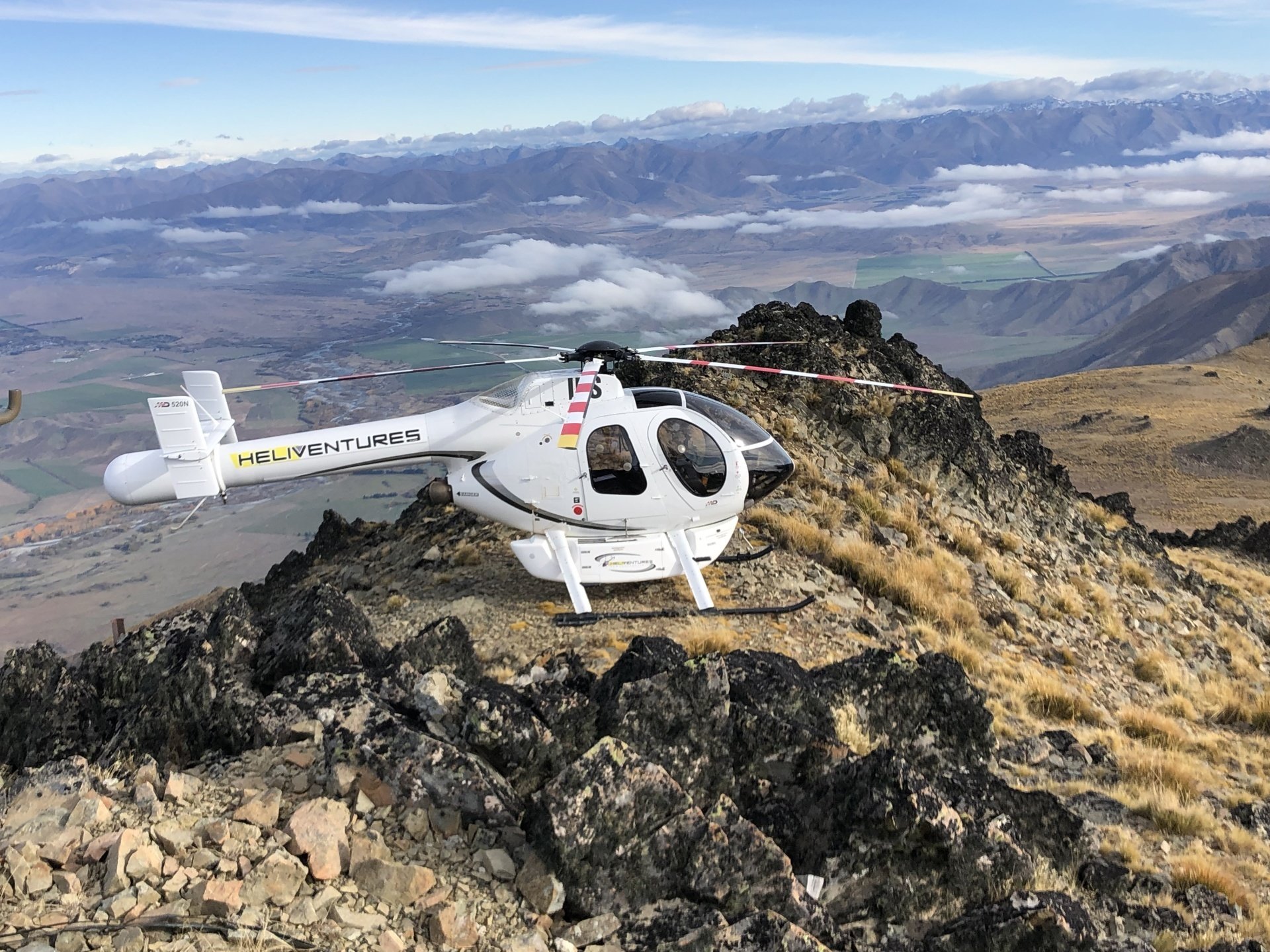 Heliventures⼁Contact Us⼁ Heli-services ⼁Otago⼁Southland⼁McKenzie Country