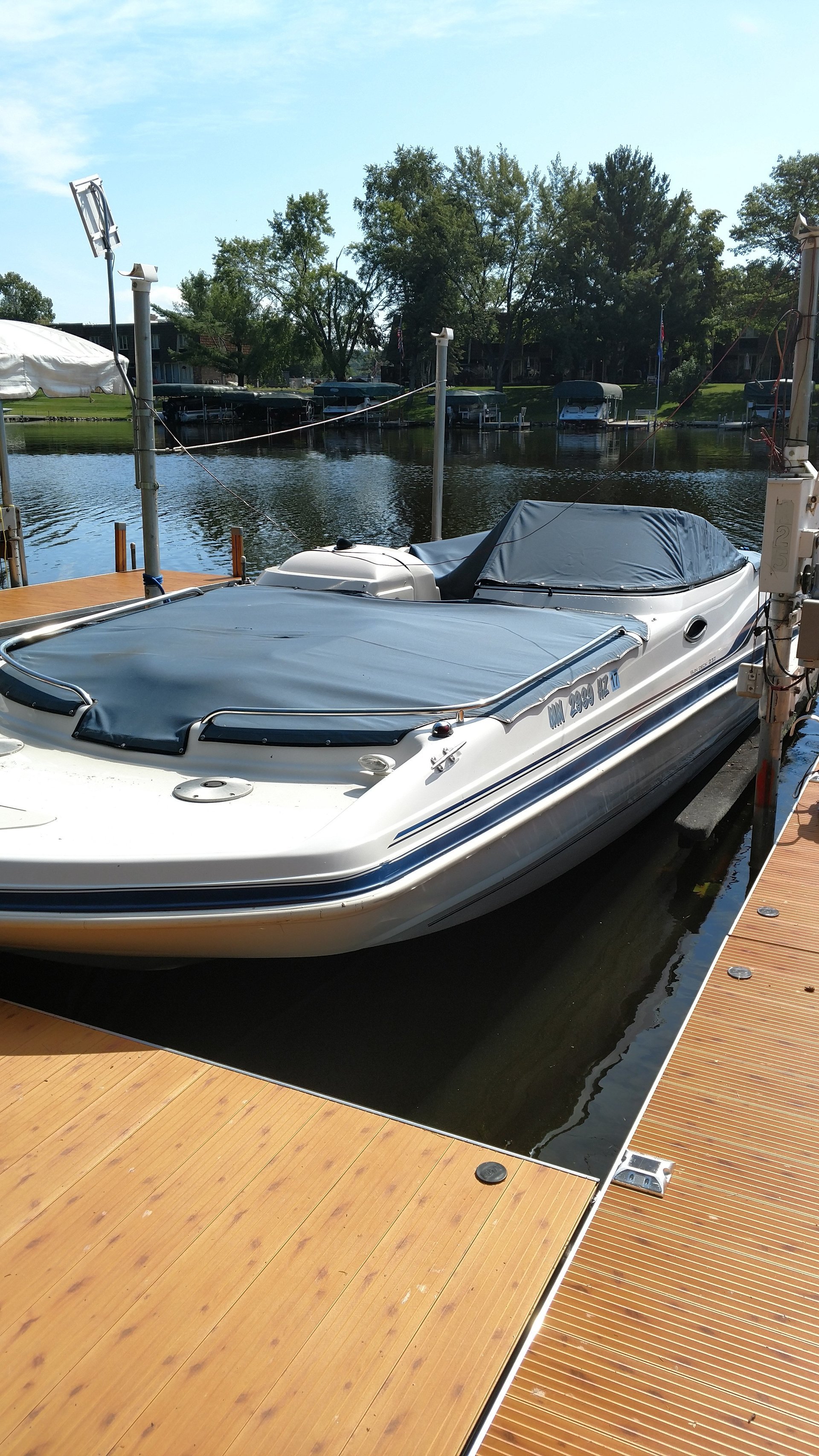 Lakeside Simplicity | Boat Services | Pequot Lakes, MN