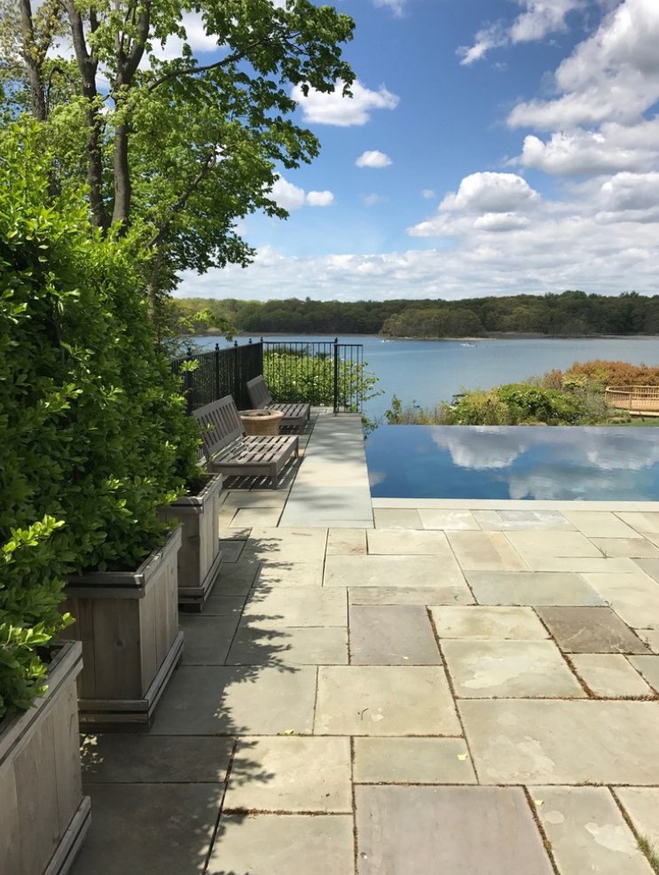 Stuyvesant Road Infinity Pool