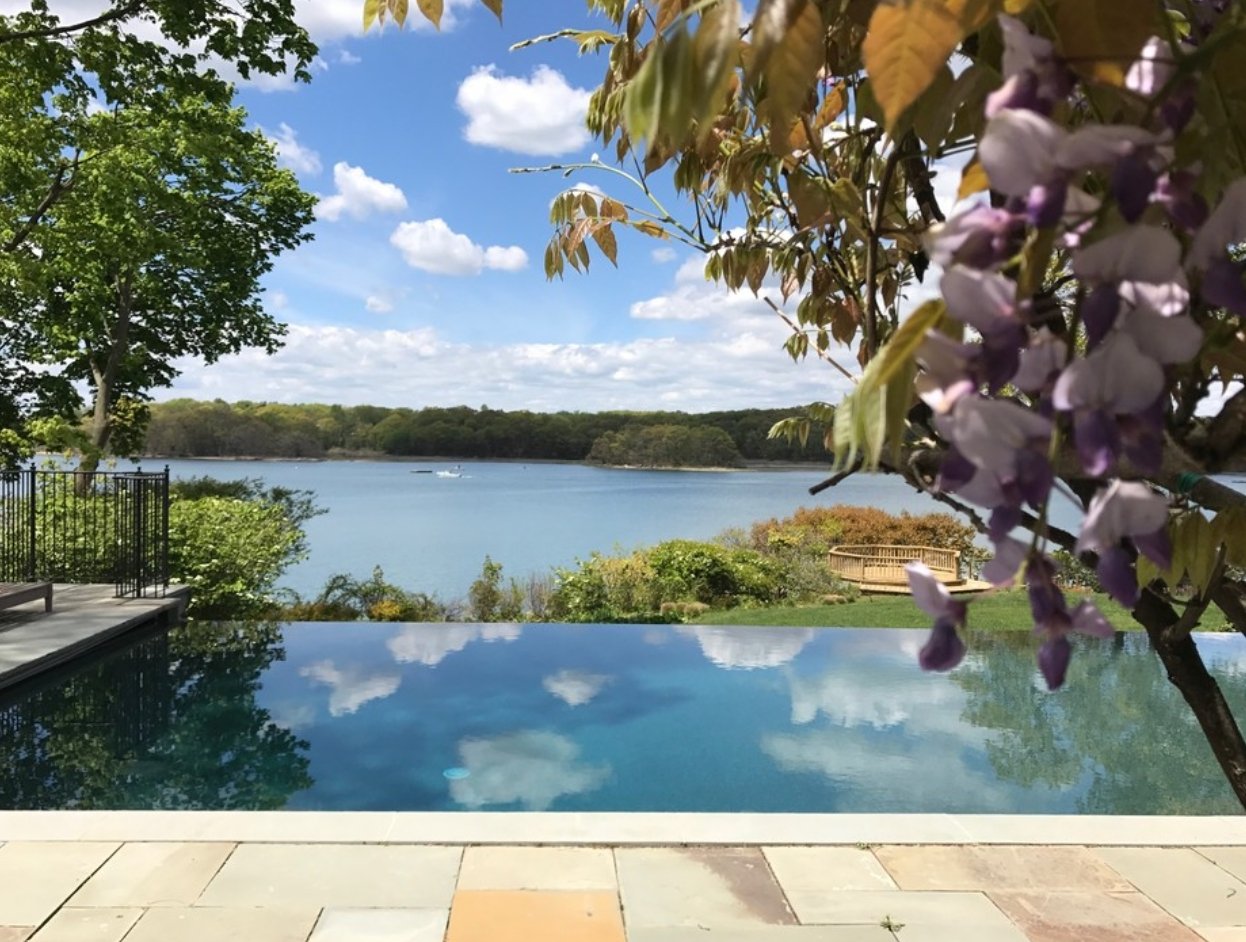 Stuyvesant Road Infinity Pool