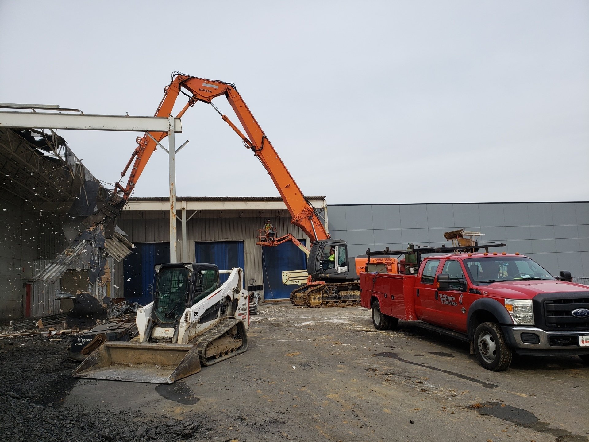 Understanding the Two Types of Demolition