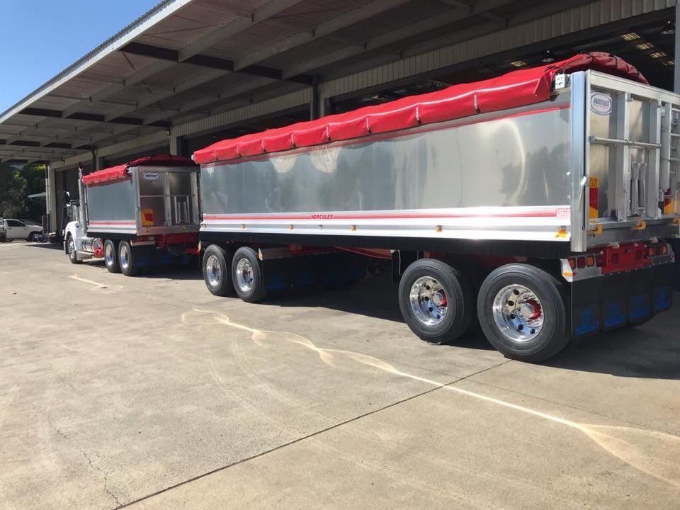 Our Image Gallery Of Our Fleet Of Trucks and Trailers | Darra