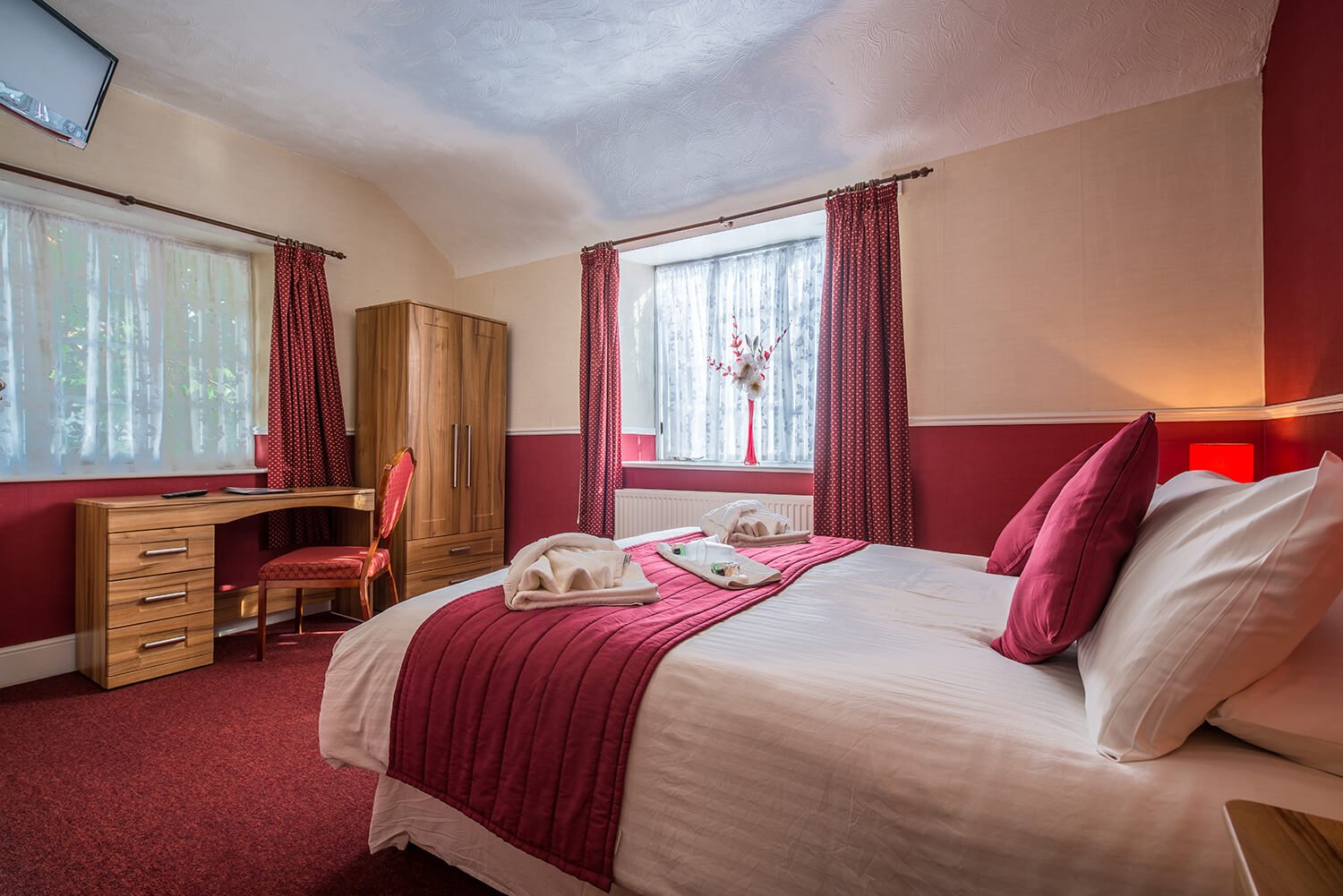 Rooms at Daishs Hotel in Shanklin, Isle of Wight