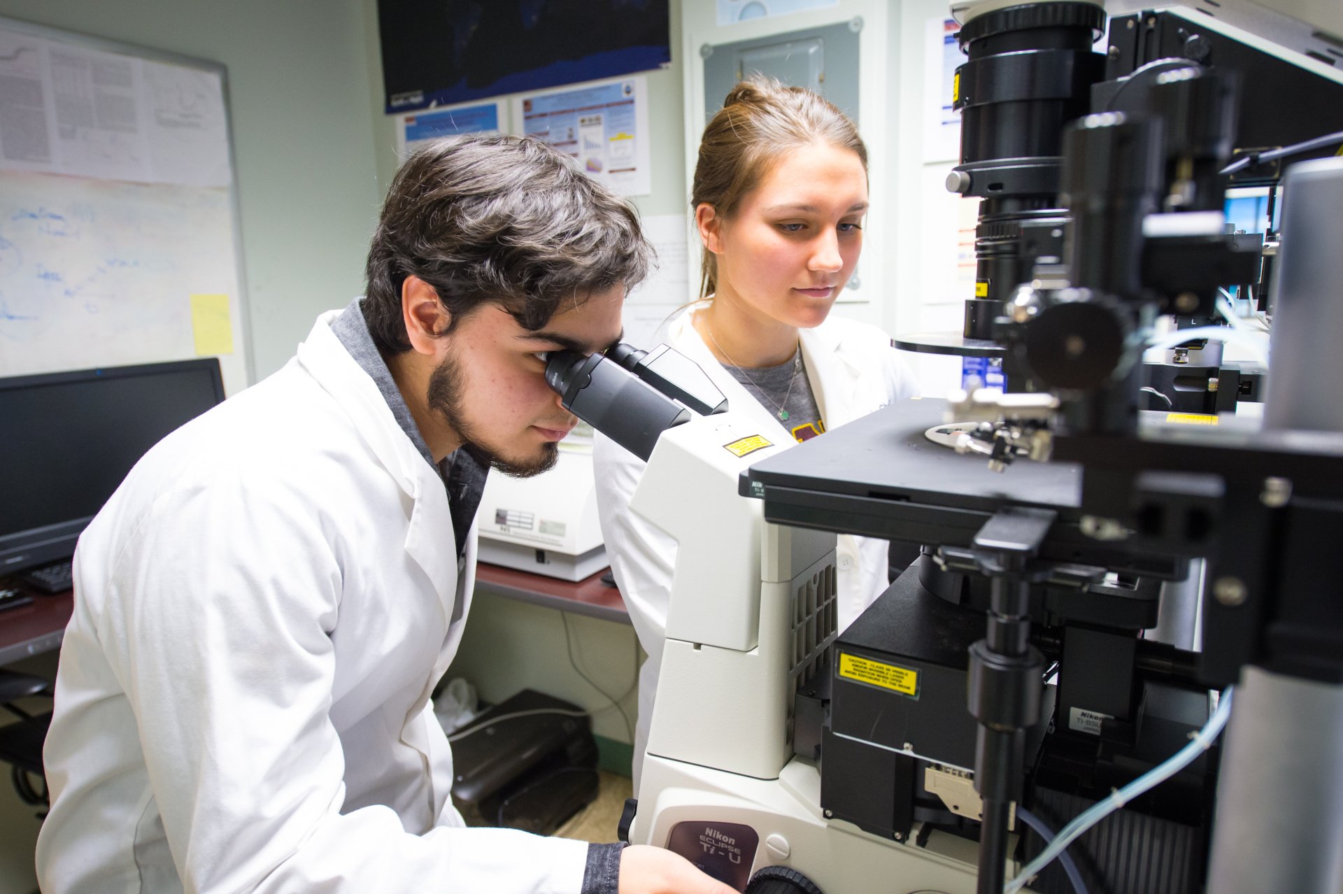 Droplet Bilayer Research | Innovative Discoveries at Project Symphony