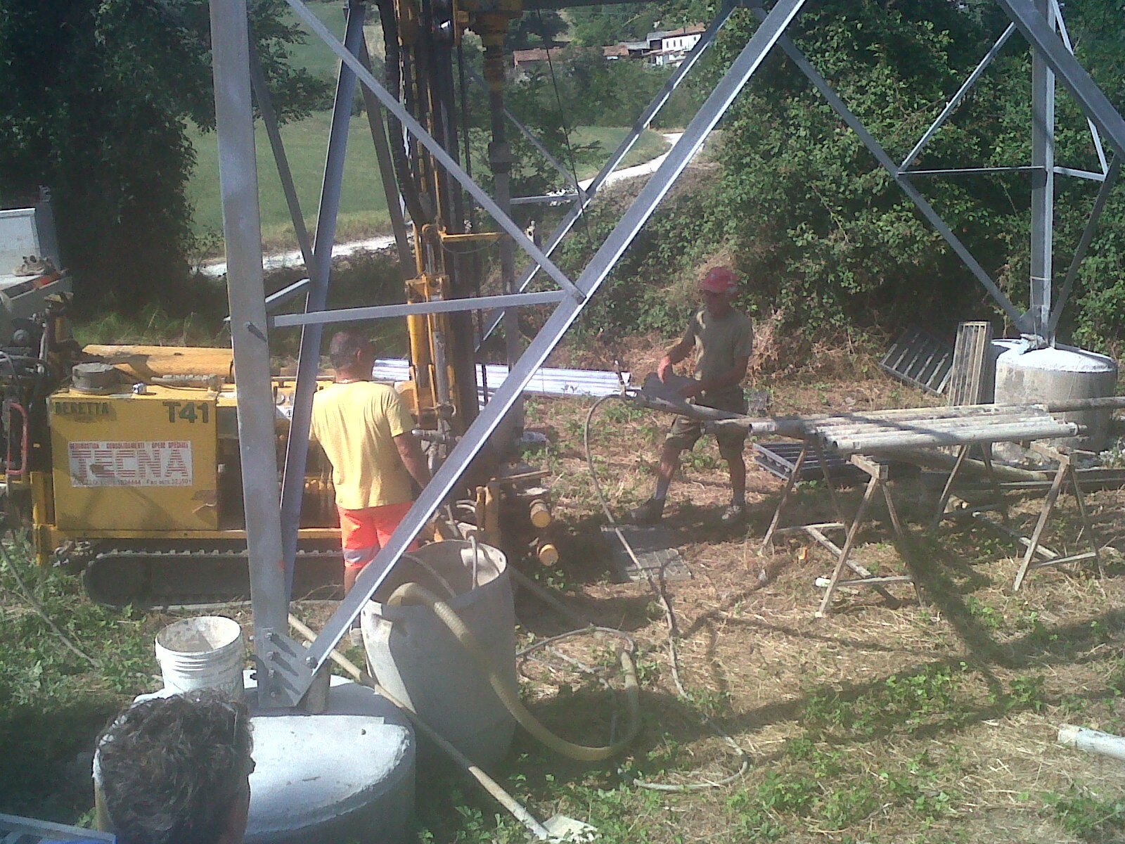 Sondaggi geognostici geologici geotecnici Arezzo Toscana - Tecna srl