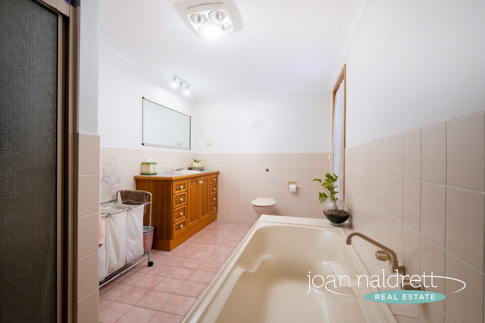 Joan Naldrett Real Estate - Wodonga, VIC - Buy