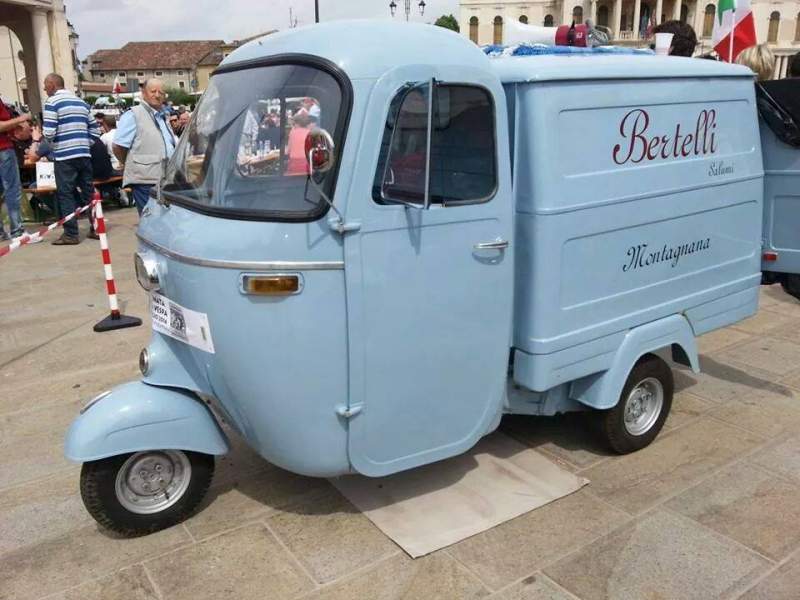 Piaggio Ape USA