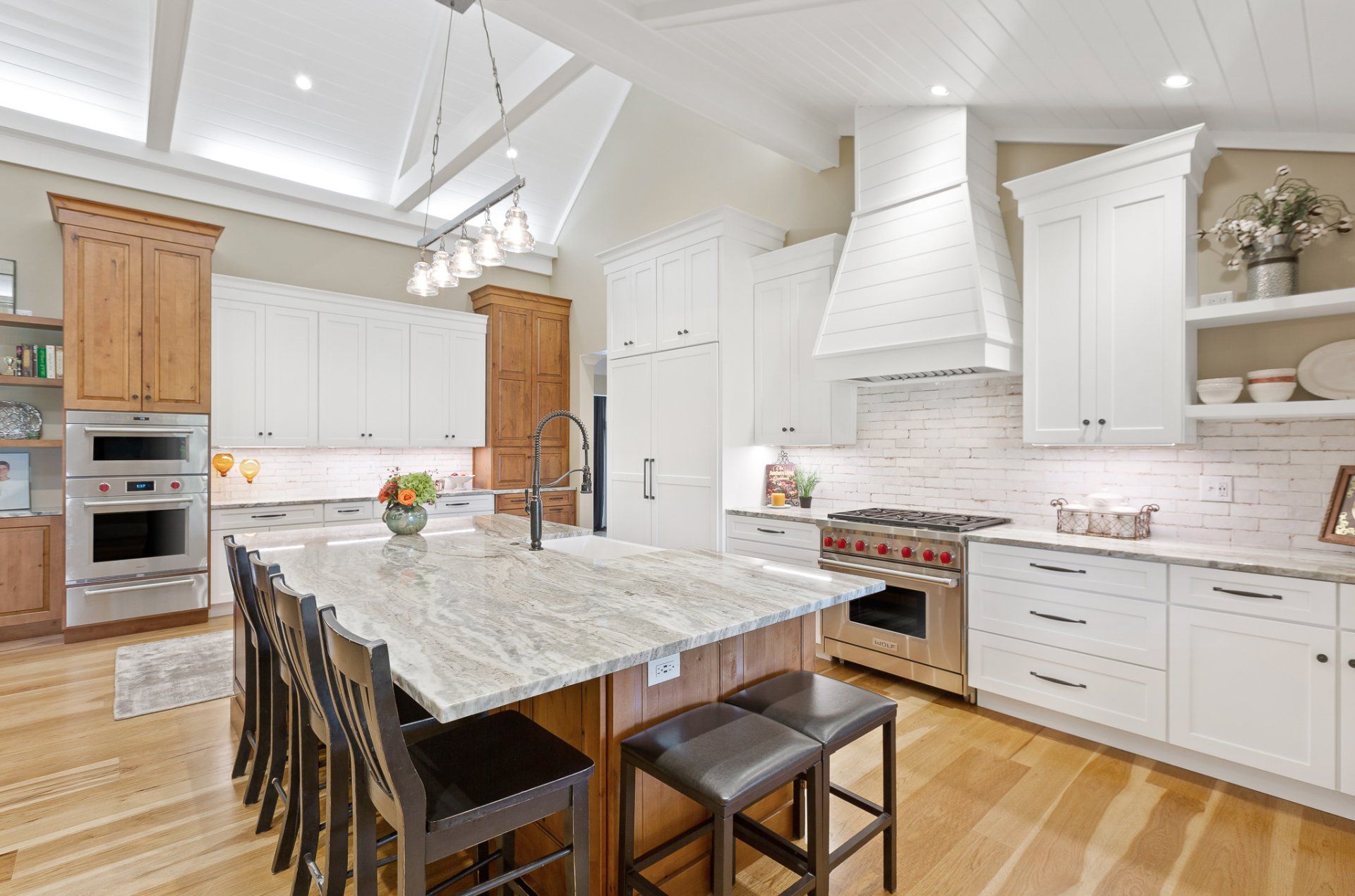 Custom Kitchen Cabinetry | Classic Cabinetry