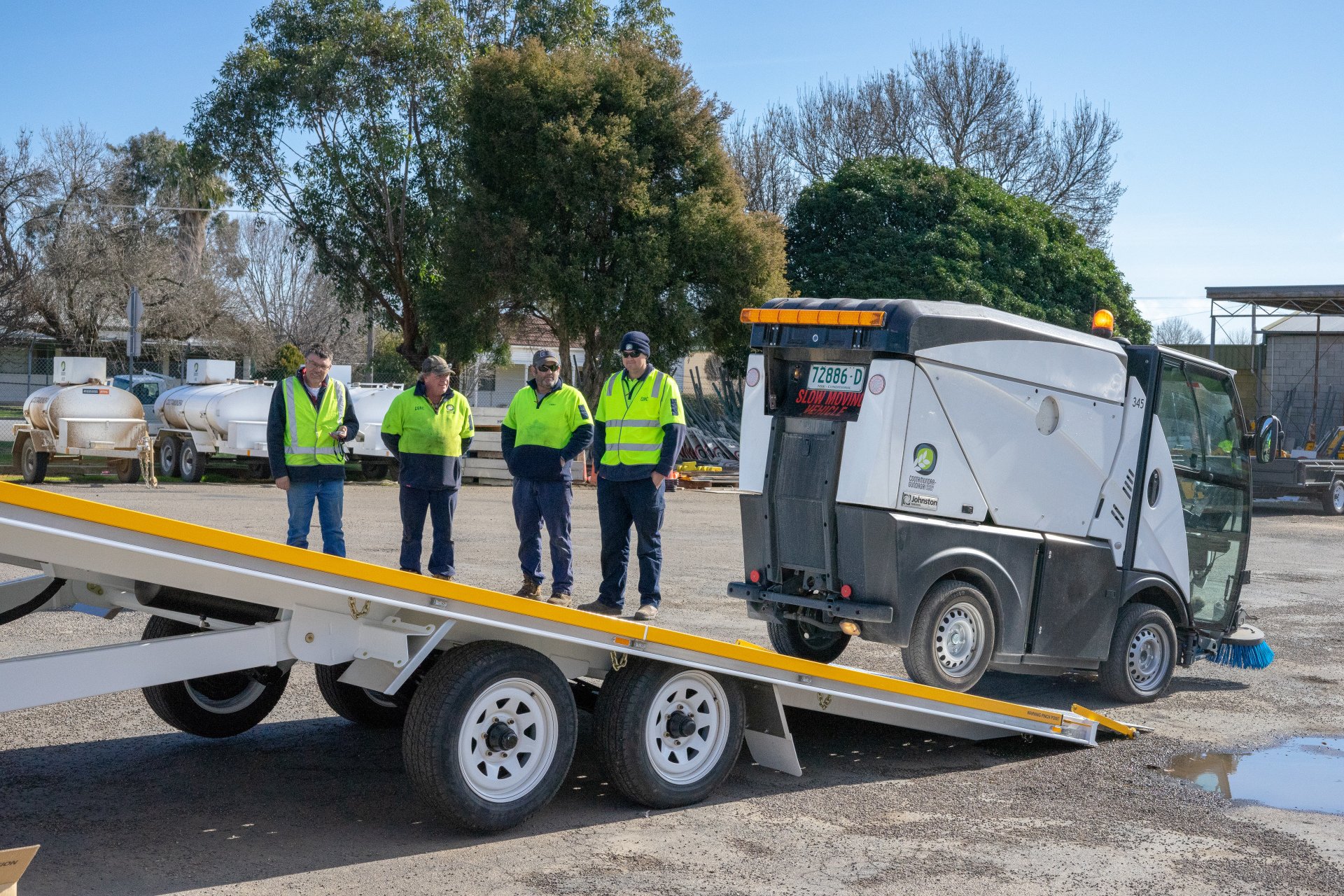 Universal Trailers Young, Sydney, Canberra, NSW & Australia | Redline ...
