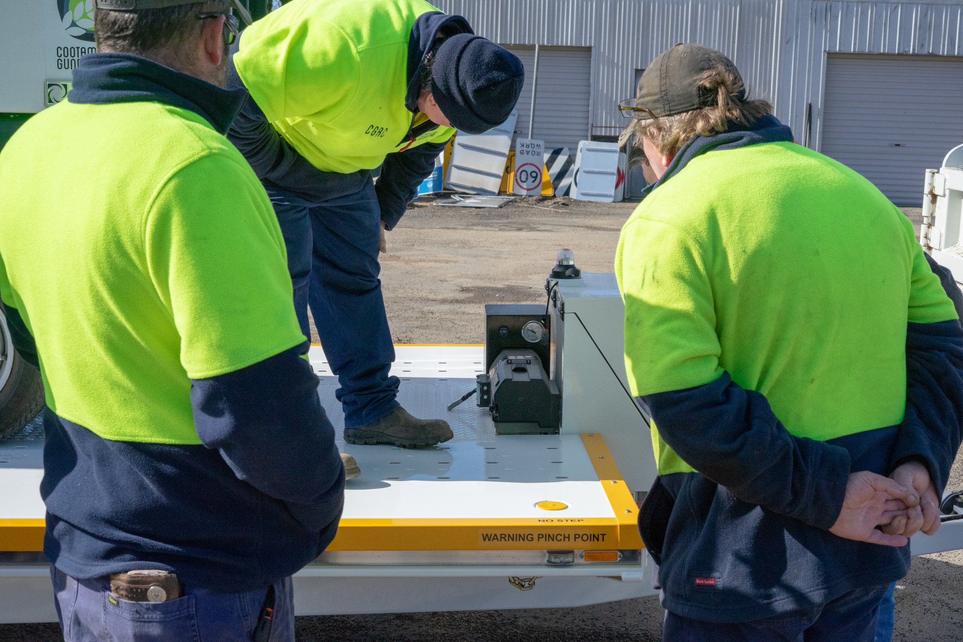 Universal Trailers Young, Sydney, Canberra, NSW & Australia | Redline ...