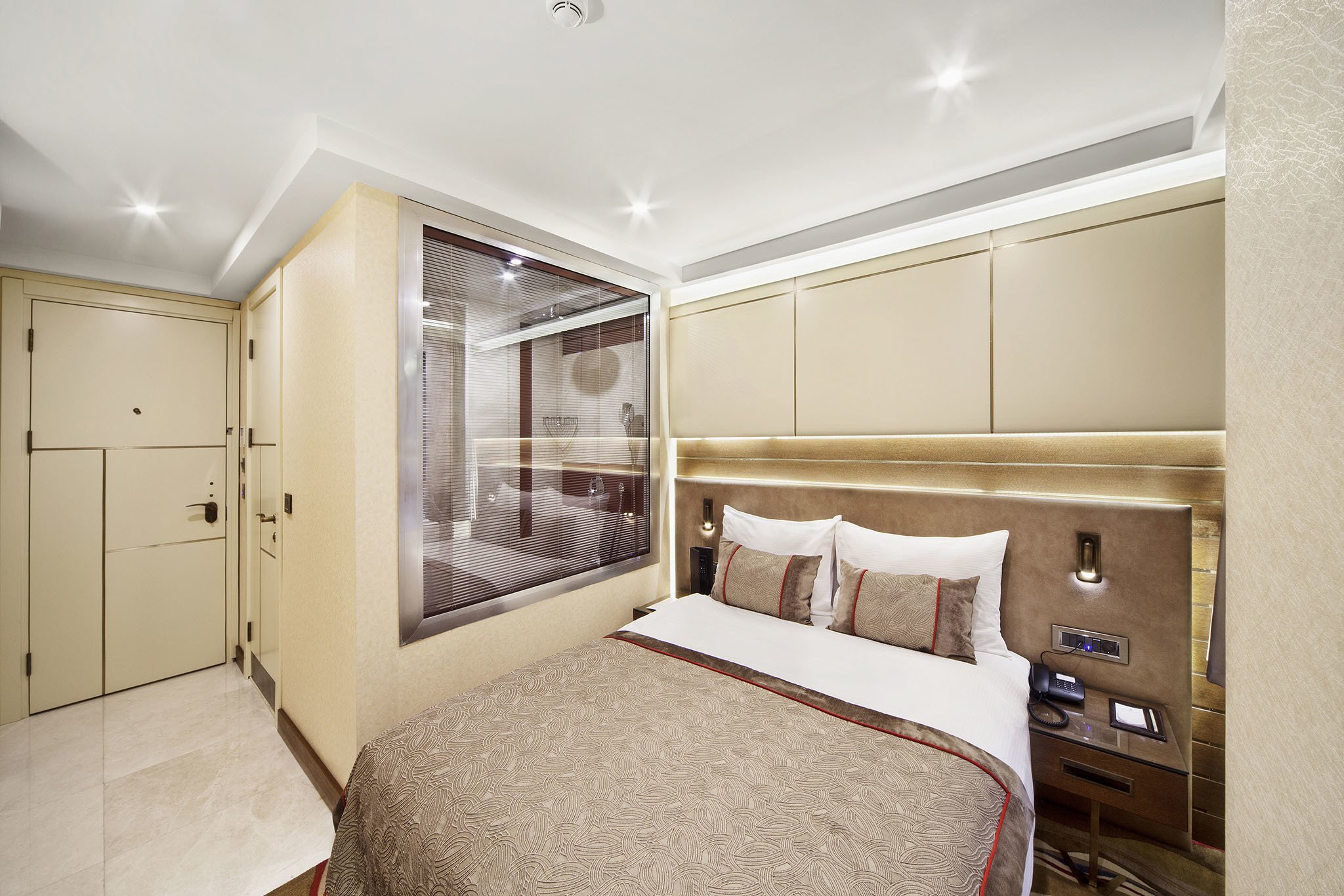 Grand Hotel De Pera, İstanbul | Book Now and Save 20%