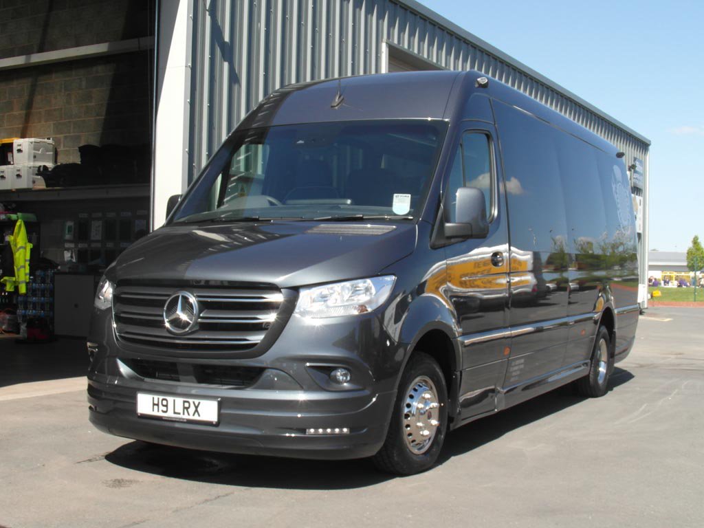 LR Executive Travel | Our Fleet | Chauffeur Service | Minibus Scotland