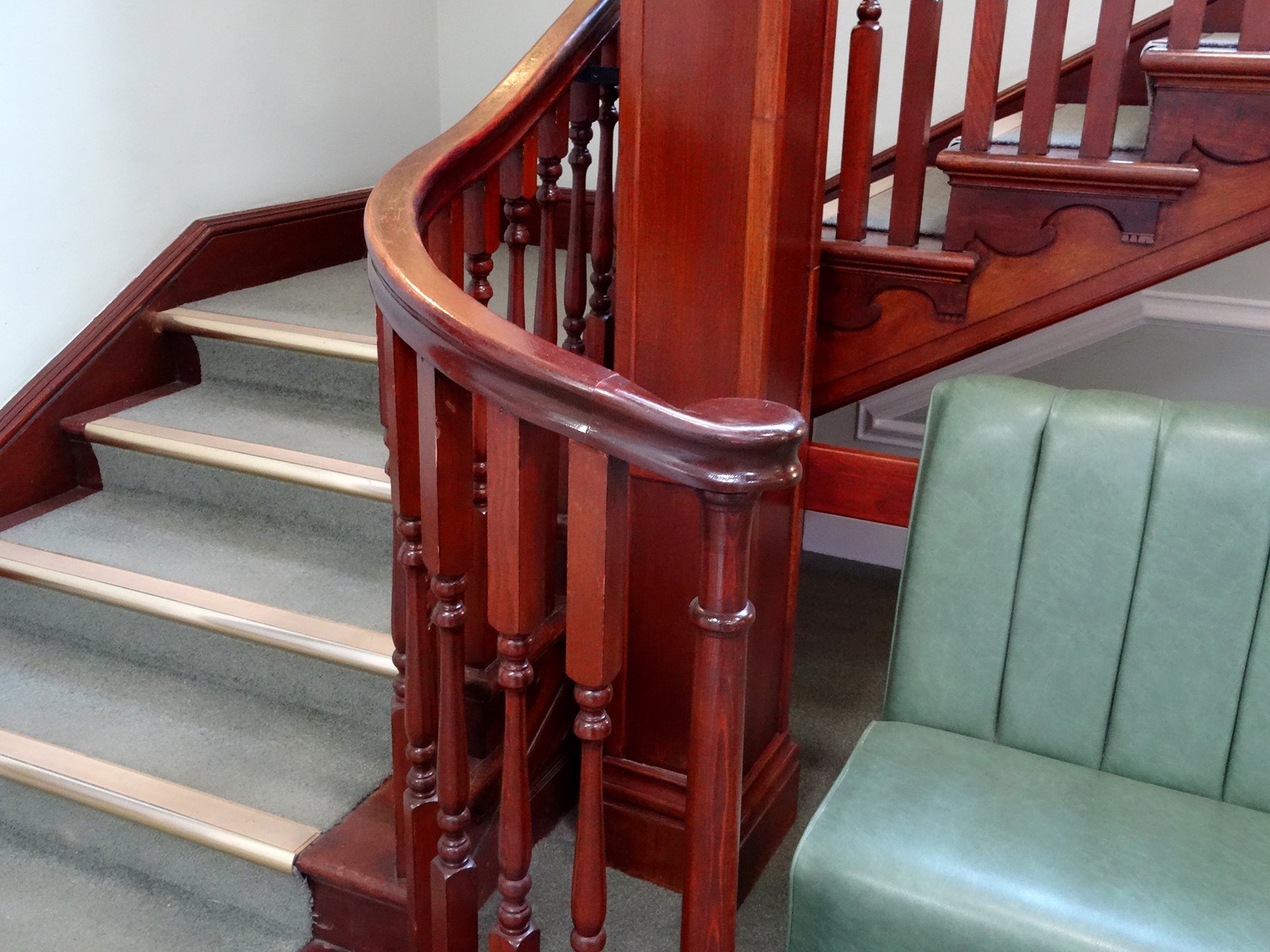 Stylish cut-string staircases for homes | White's Staircases