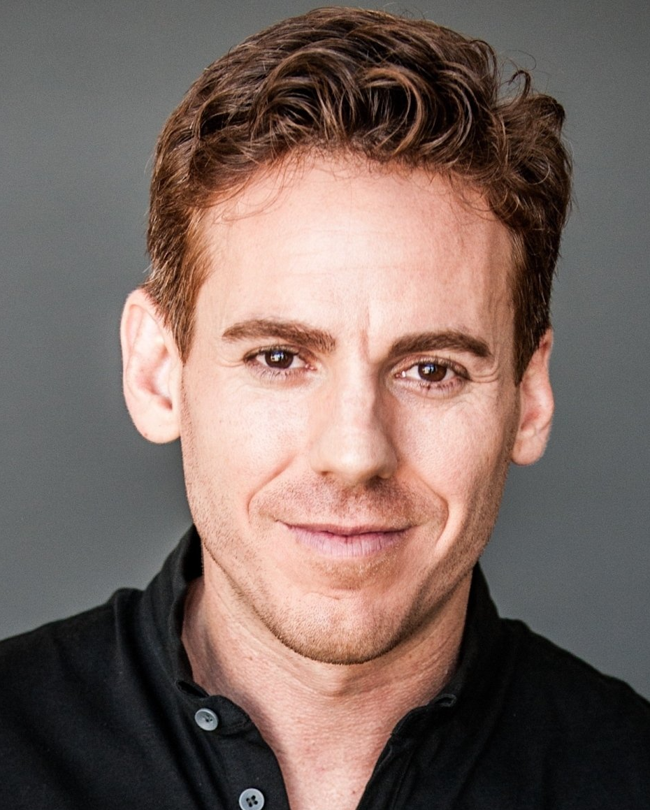 AMCA INTERNATIONAL AGENCY. Actor Adrian Gaeta