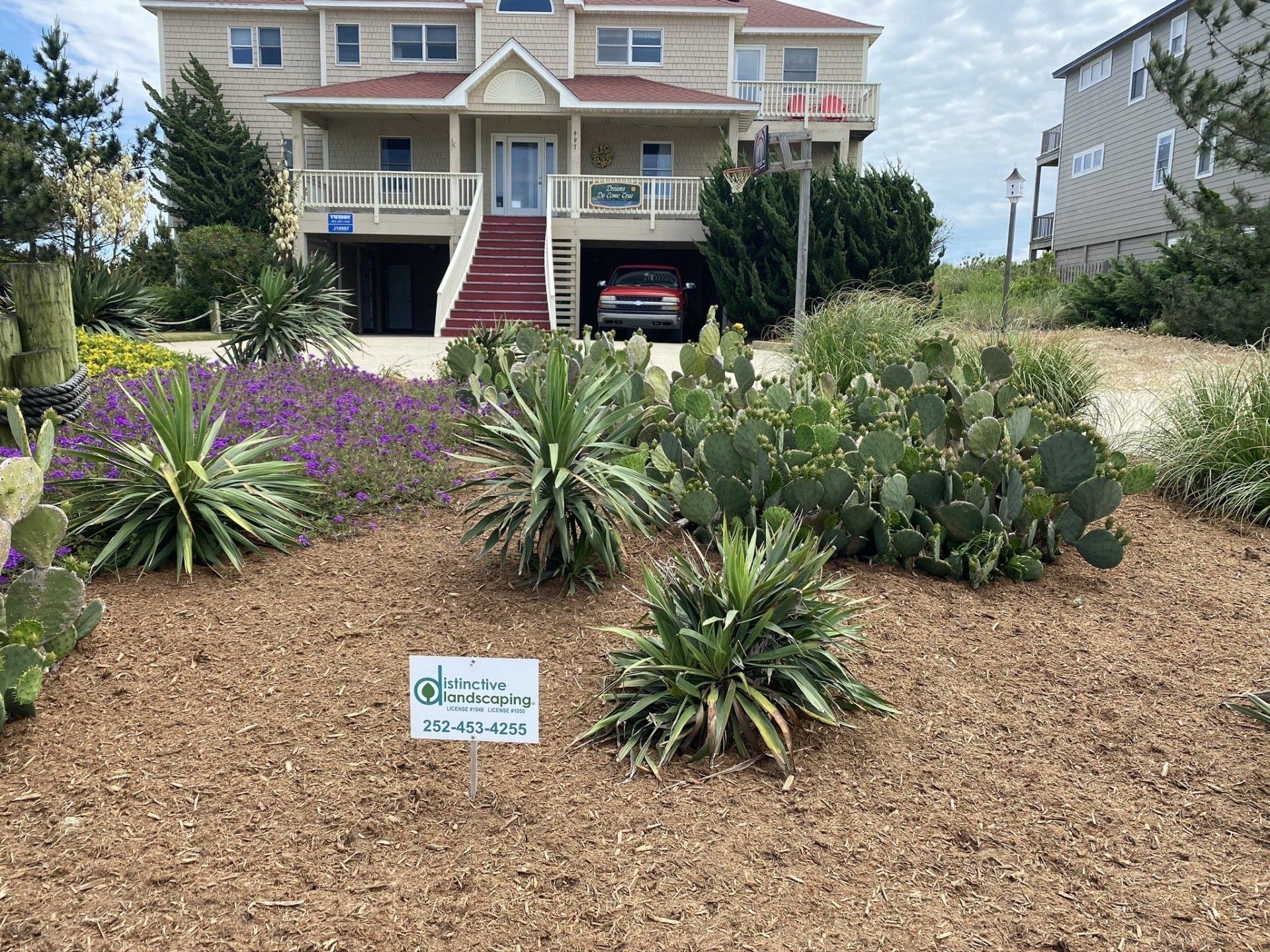 Distinctive Landscaping |Lawn Care & Design Outer Banks