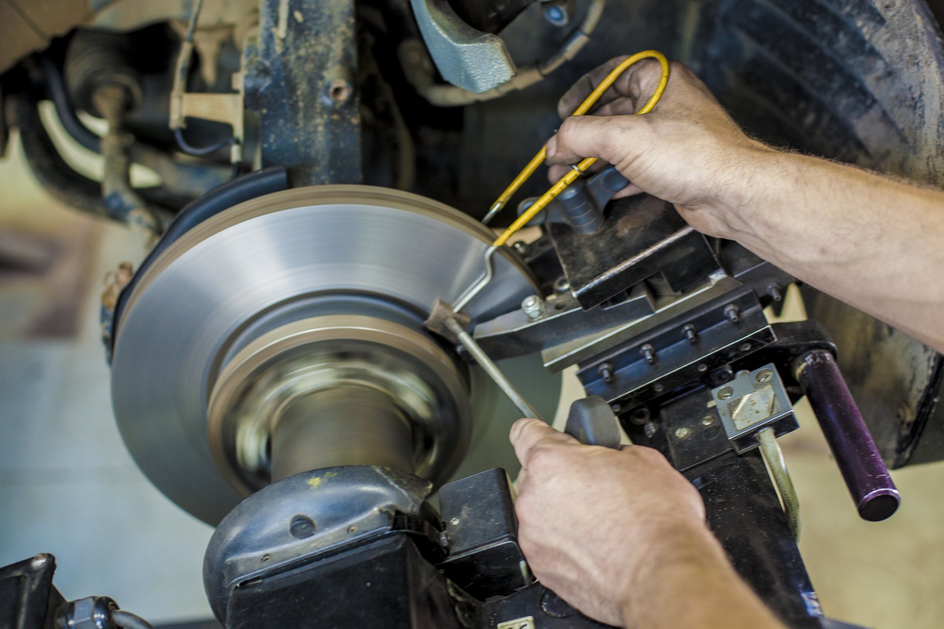 Best Brake and Safety Center - Trumbull, CT - Brake System Service