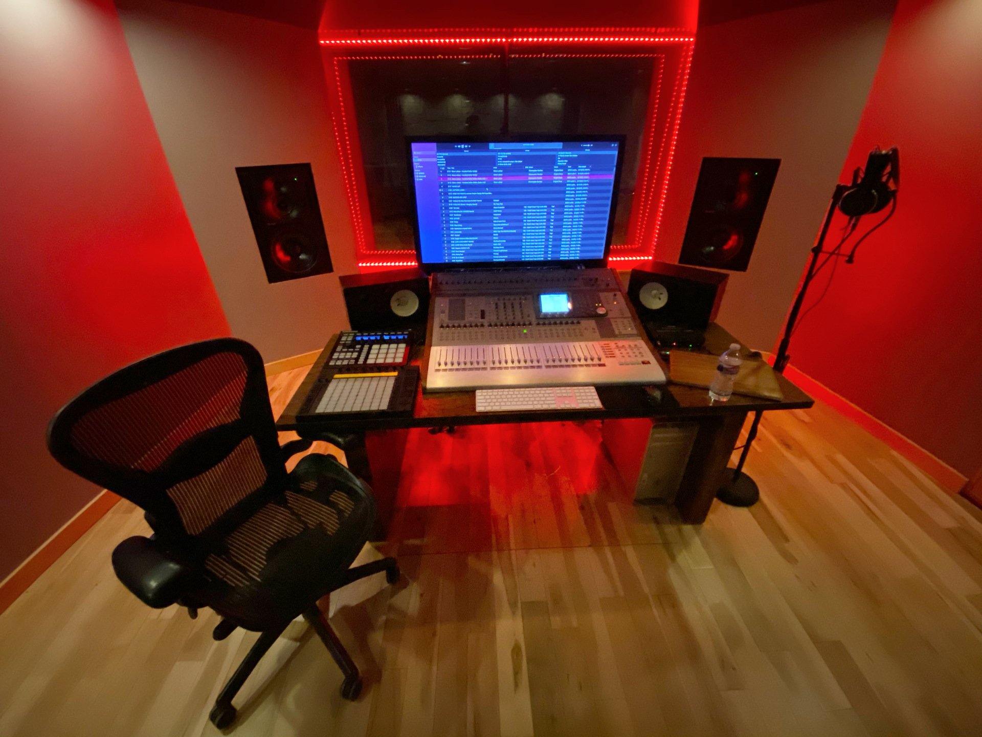 DJ Company in Colorado | DJ Services | DJ School