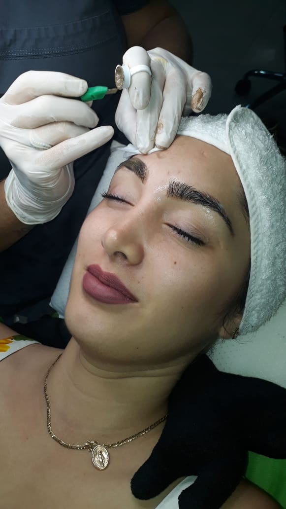 Layla Farah - Servicios