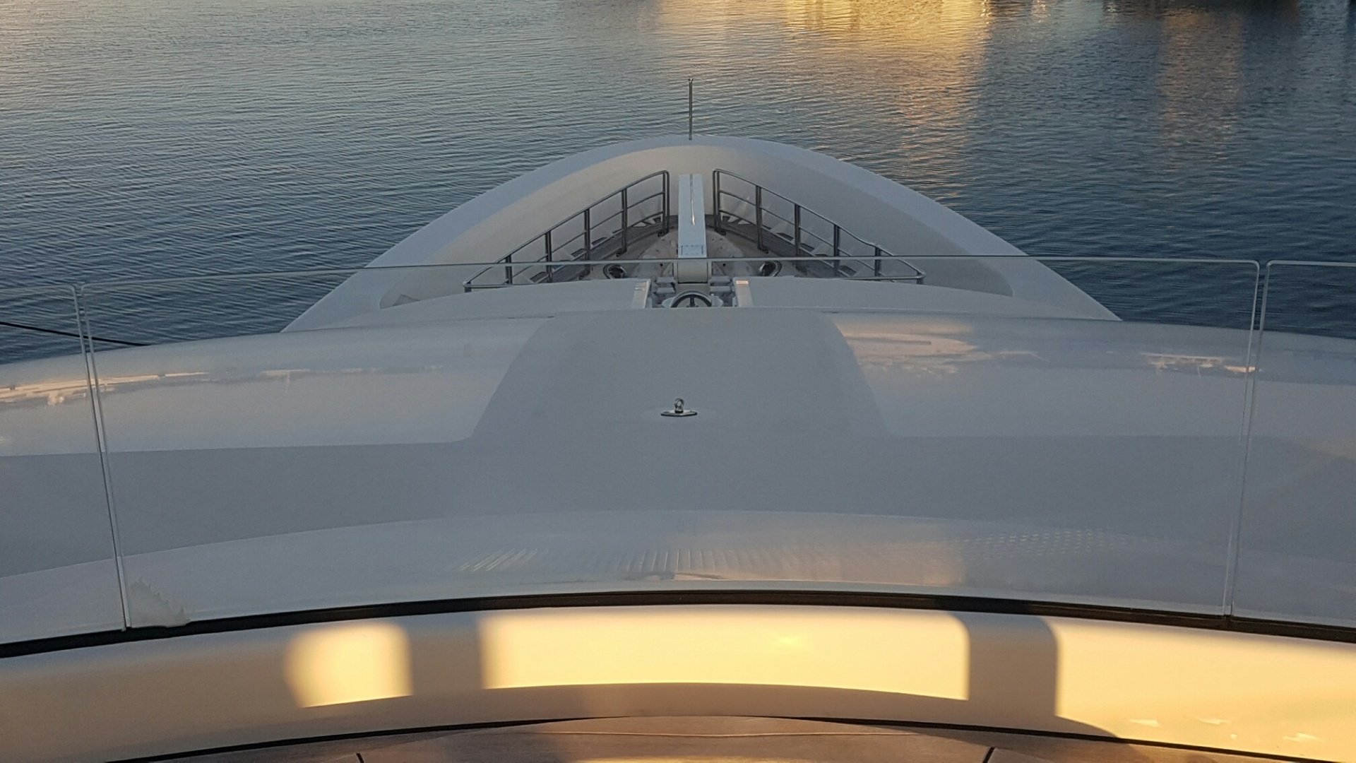 Curved Marine Glass & Yacht Glass Replacement | Curved Glass Creations