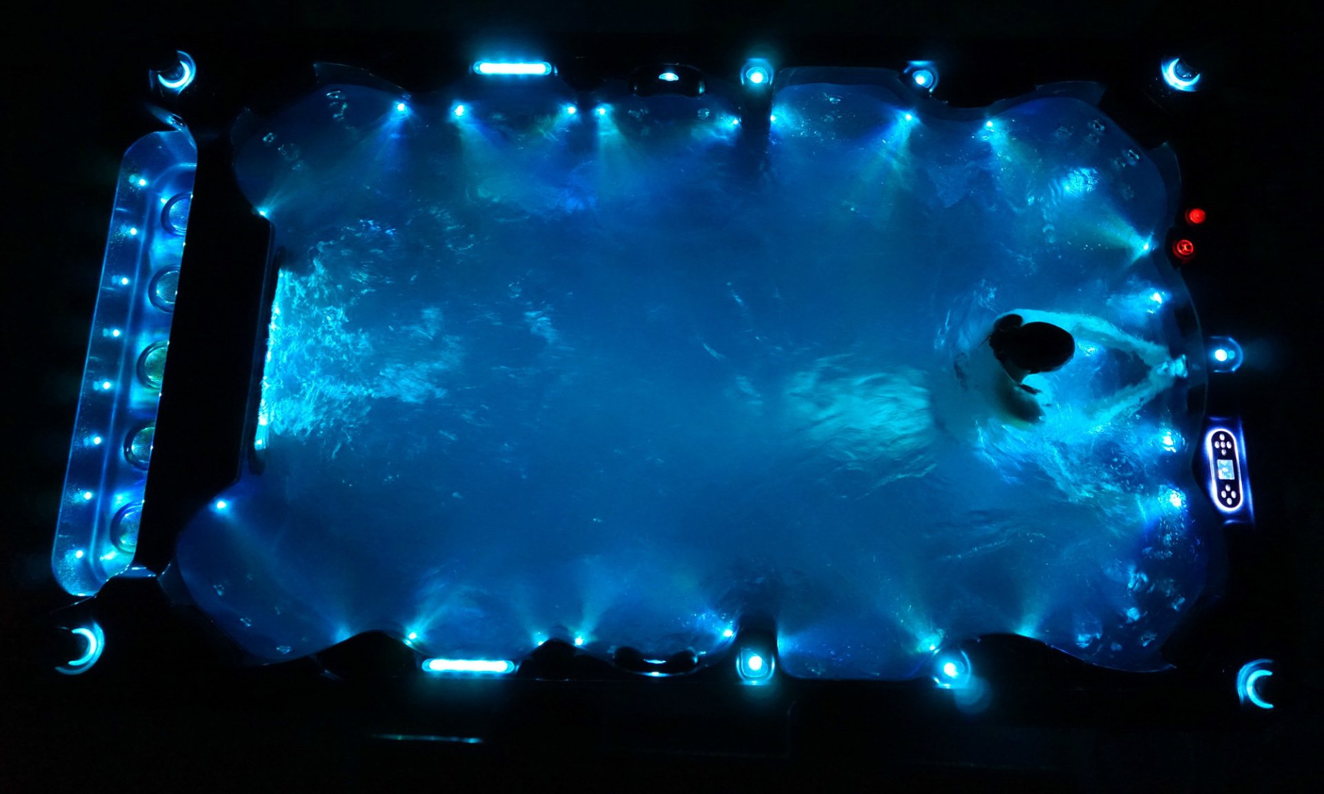 SPARTY l The Exercise Hot Tub ( 11-Seat )