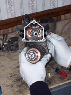 inside-diesel-starter