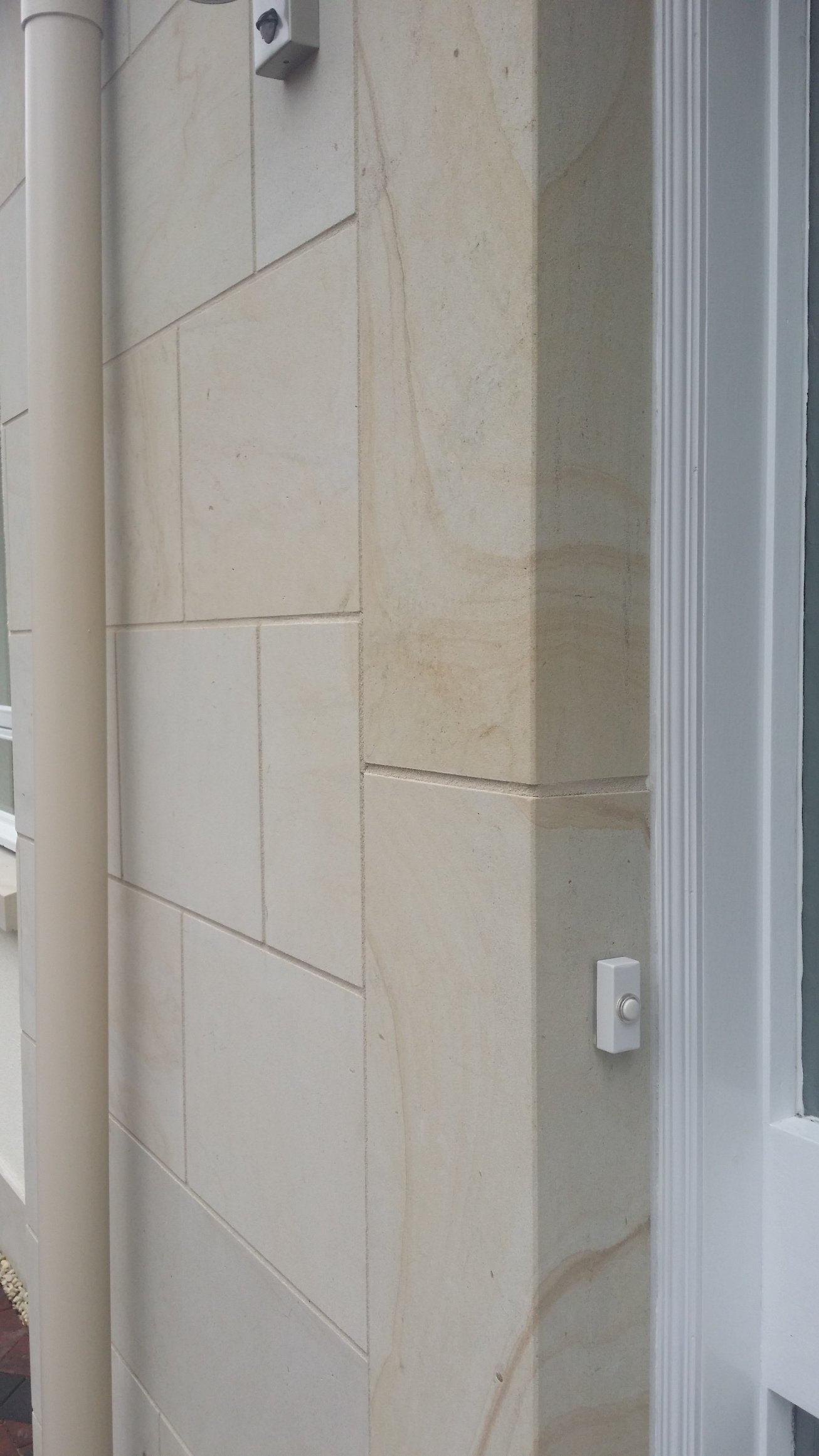 Architectural Stone Items: Quoins, Lintels, Jambs, Window Sills | Real ...