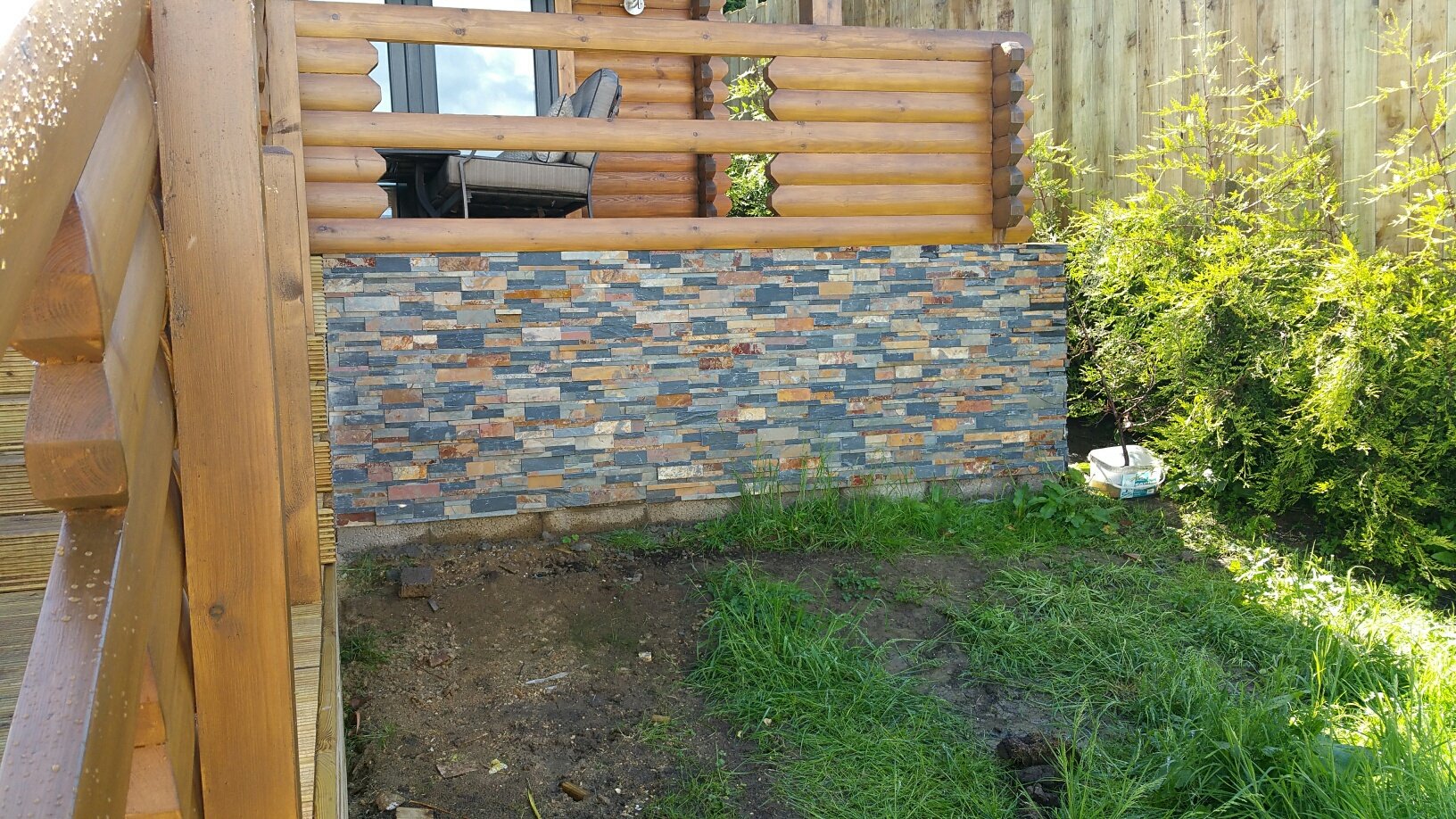Black & Rusty Ledgestone Panels | Real Stone Cladding