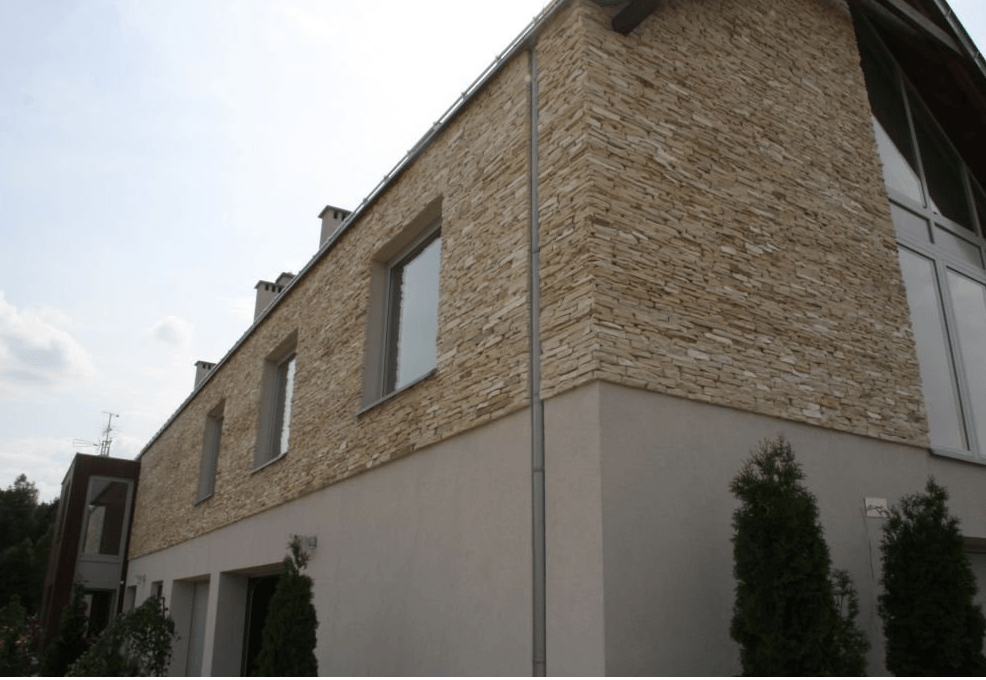 Coursed Limestone Cladding - Random | Real Stone Cladding UK