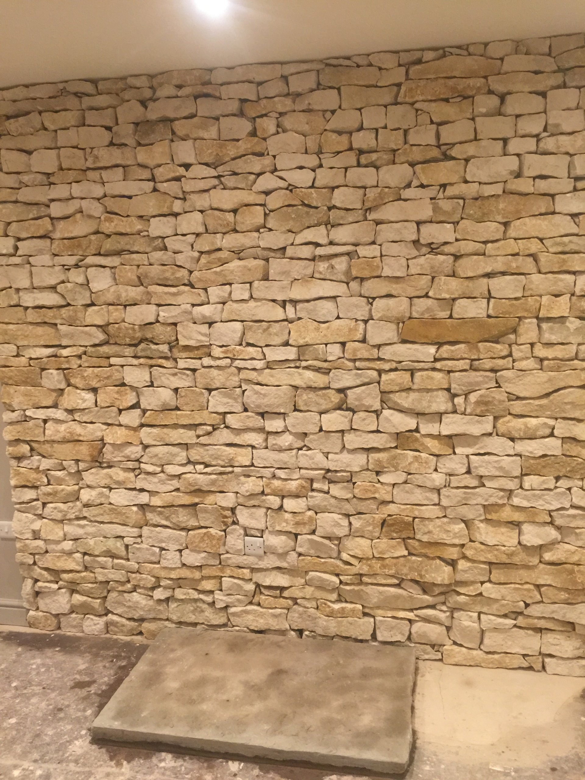 Coursed Limestone Cladding - Random | Real Stone Cladding UK